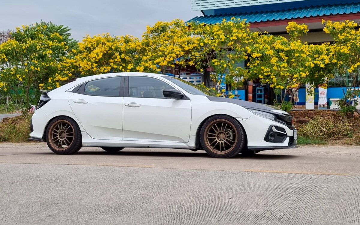 รับซื้อรถ Civic FK โทร 099 4562455 ให้ราคาสูง id aoddet