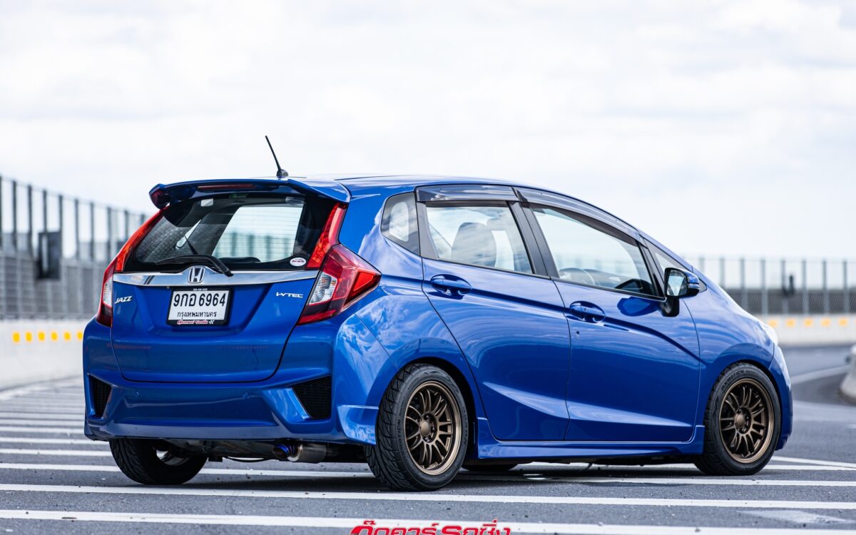 Honda Jazz GK มือสอง แต่งสวย โทร 099 456 2455 id aoddet