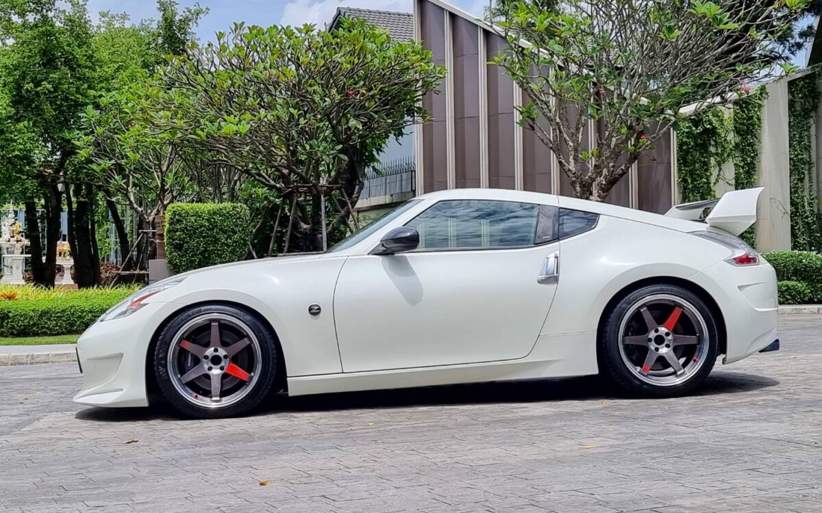 ขาย 370z รับซื้อ370z โทร 099 456 2455 id aoddet ให้ราคาสูงที่สุด